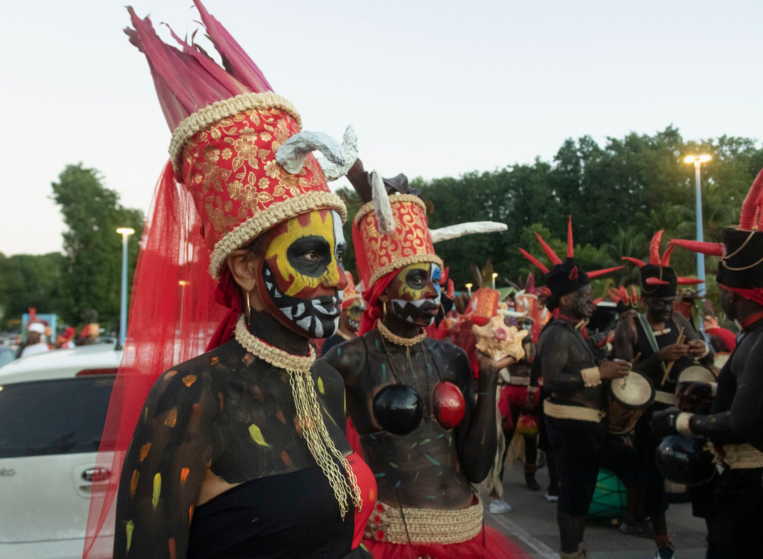ISTWA A MAS : Moun Ki Moun , Konnèt pasé a-w sé on biyé pou dèmen - The ...