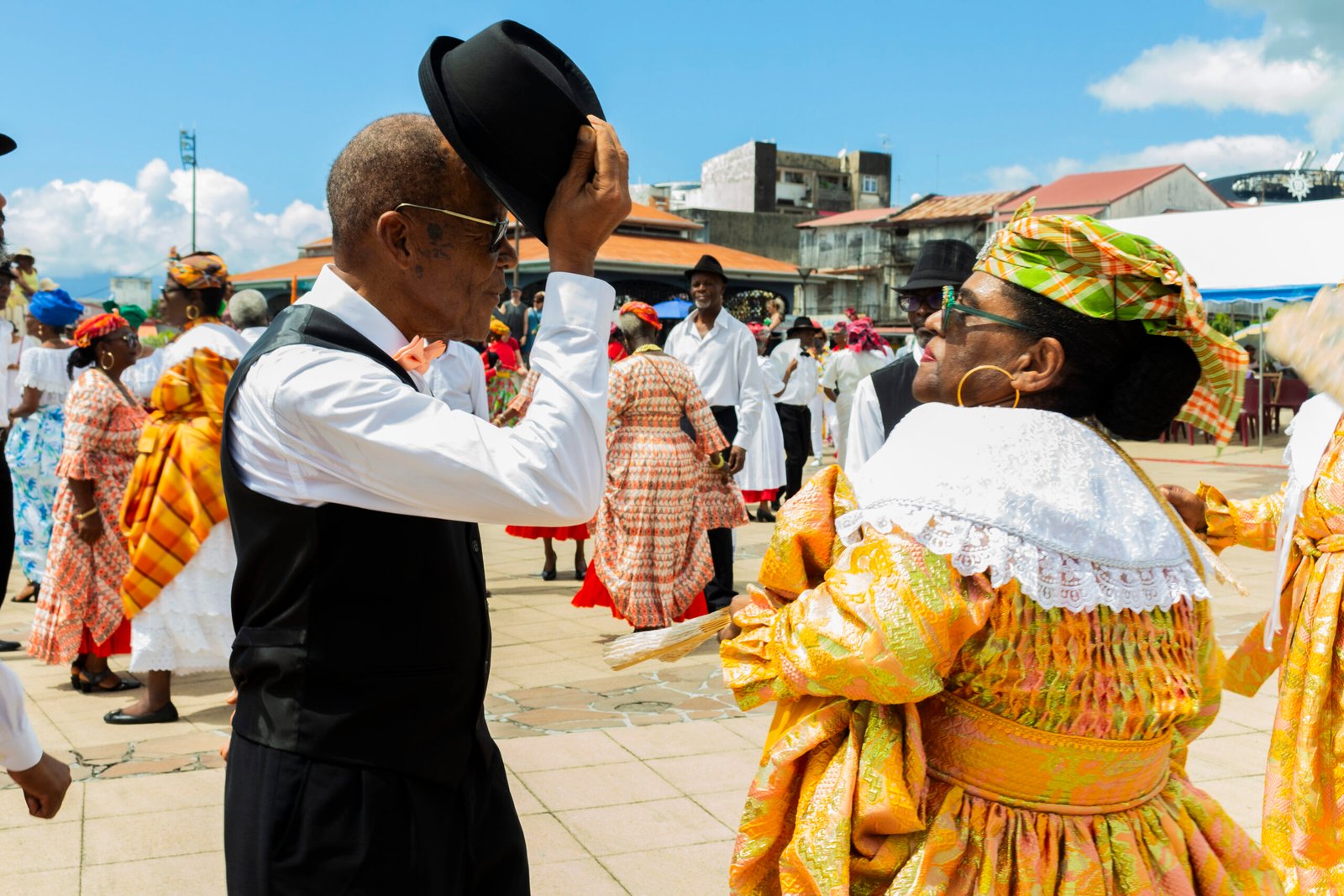 Le quadrille créole de Guadeloupe rejoint le Patrimoine culturel ...
